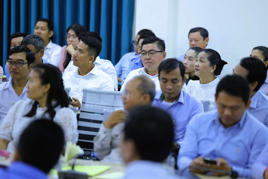 កម្មវិធី MCS Mobile App មានបំពាក់មុខងារគ្រប់គ្រងវត្តមានមន្រ្តីរាជការស៊ីវិល